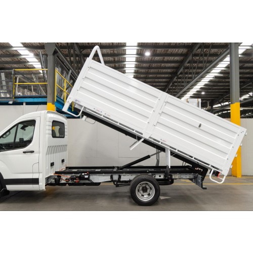 Discover our commercial LDV customisations - Fleet Trades | Custom Ute ...